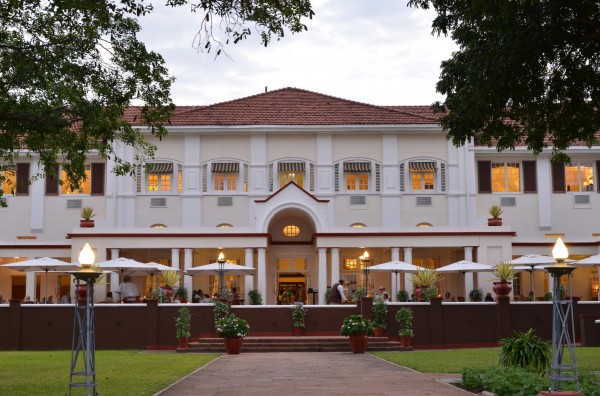 nemo - Victoria Falls Hotel